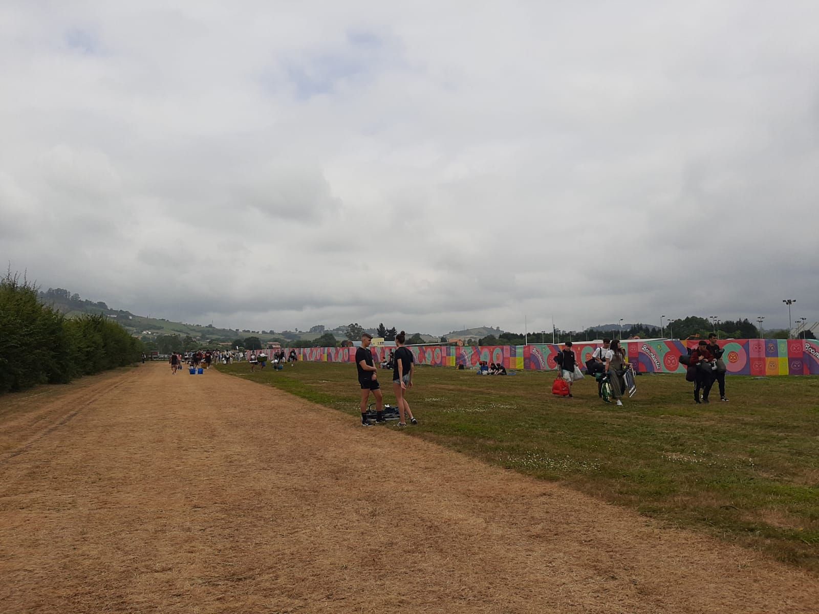 Los primeros "bombis" ya están en Llanera para acampar en La Morgal ...