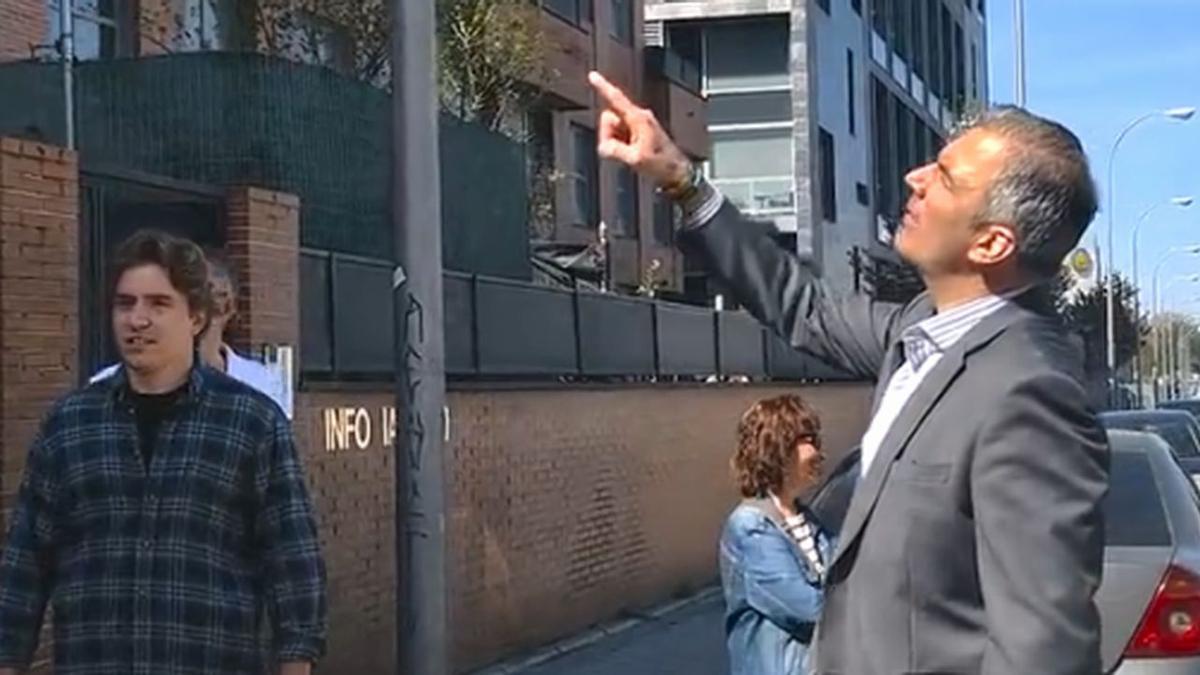 El polémico vídeo de Ortega Smith enfrentándose a un okupa: "Ahora subo ...