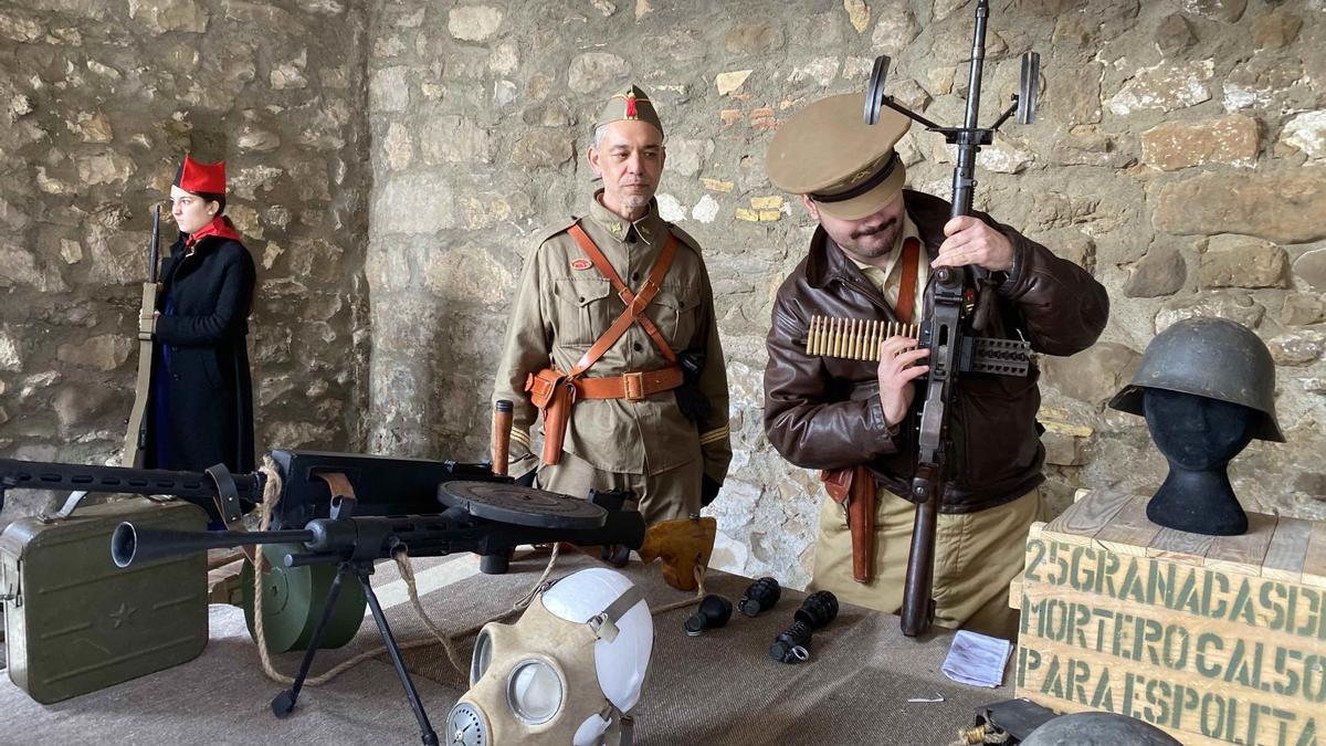 Unas 300 personas participan en la II Trinchera Viva de Fonz