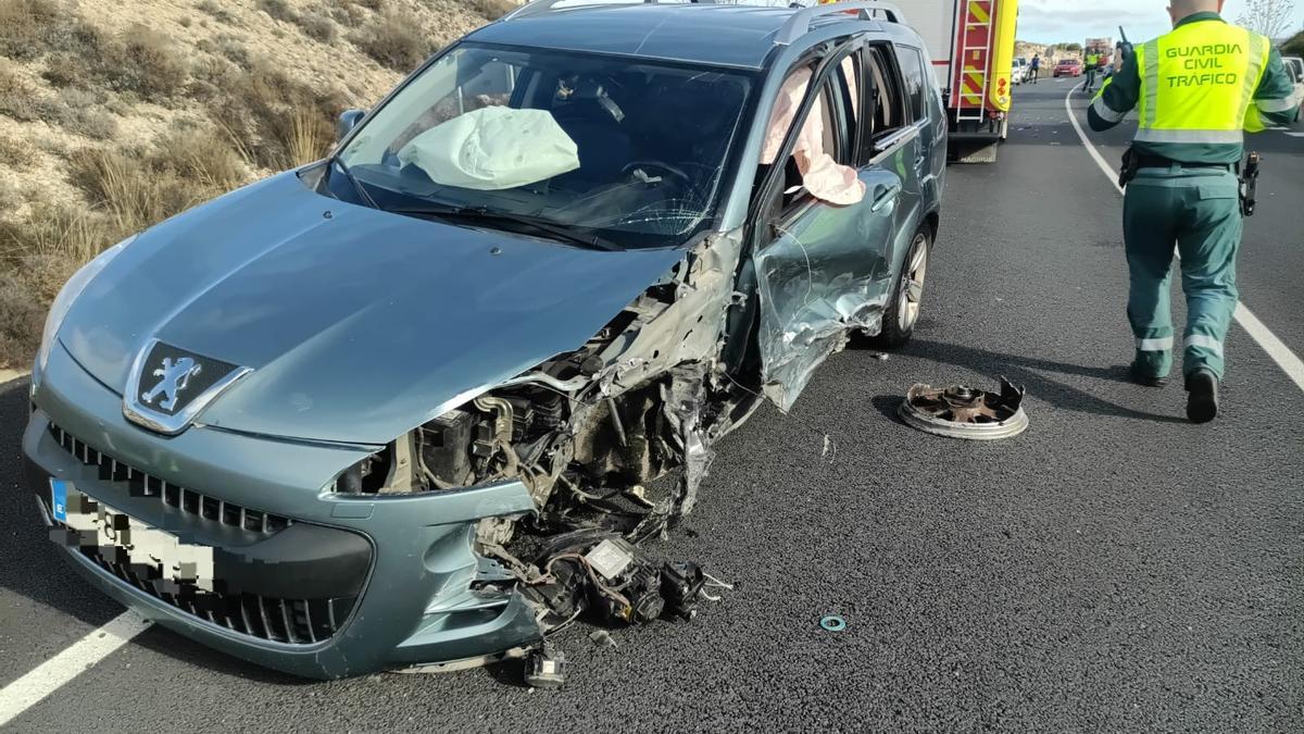 Dos heridos en un accidente entre dos vehículos en la variante de ...