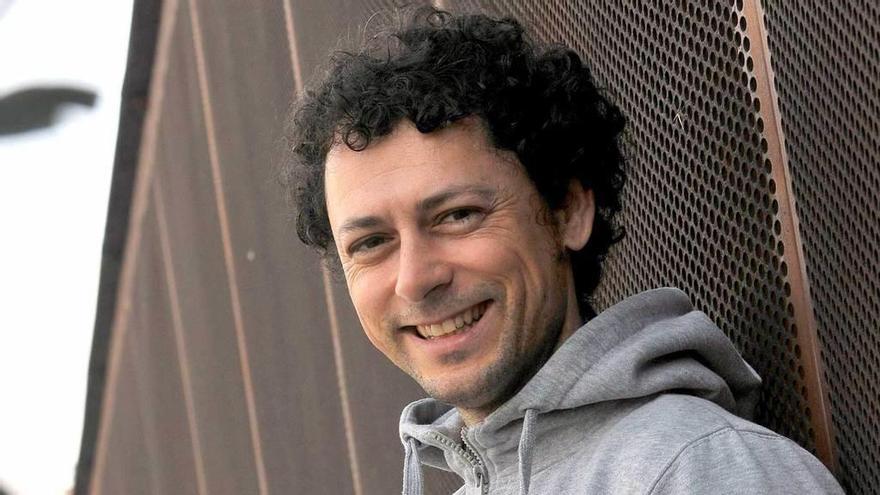 Una novela para enseñar el Universo