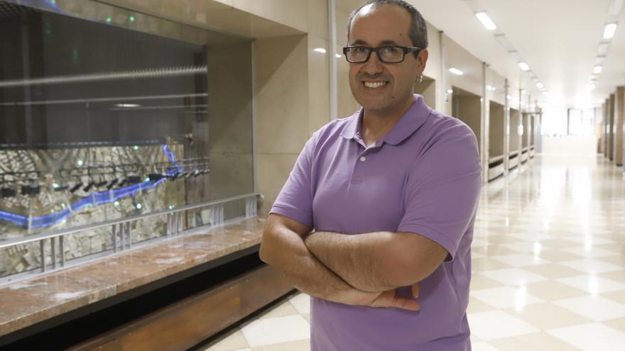 Cubero denuncia un fraude con las acreditaciones del PCE durante el ...