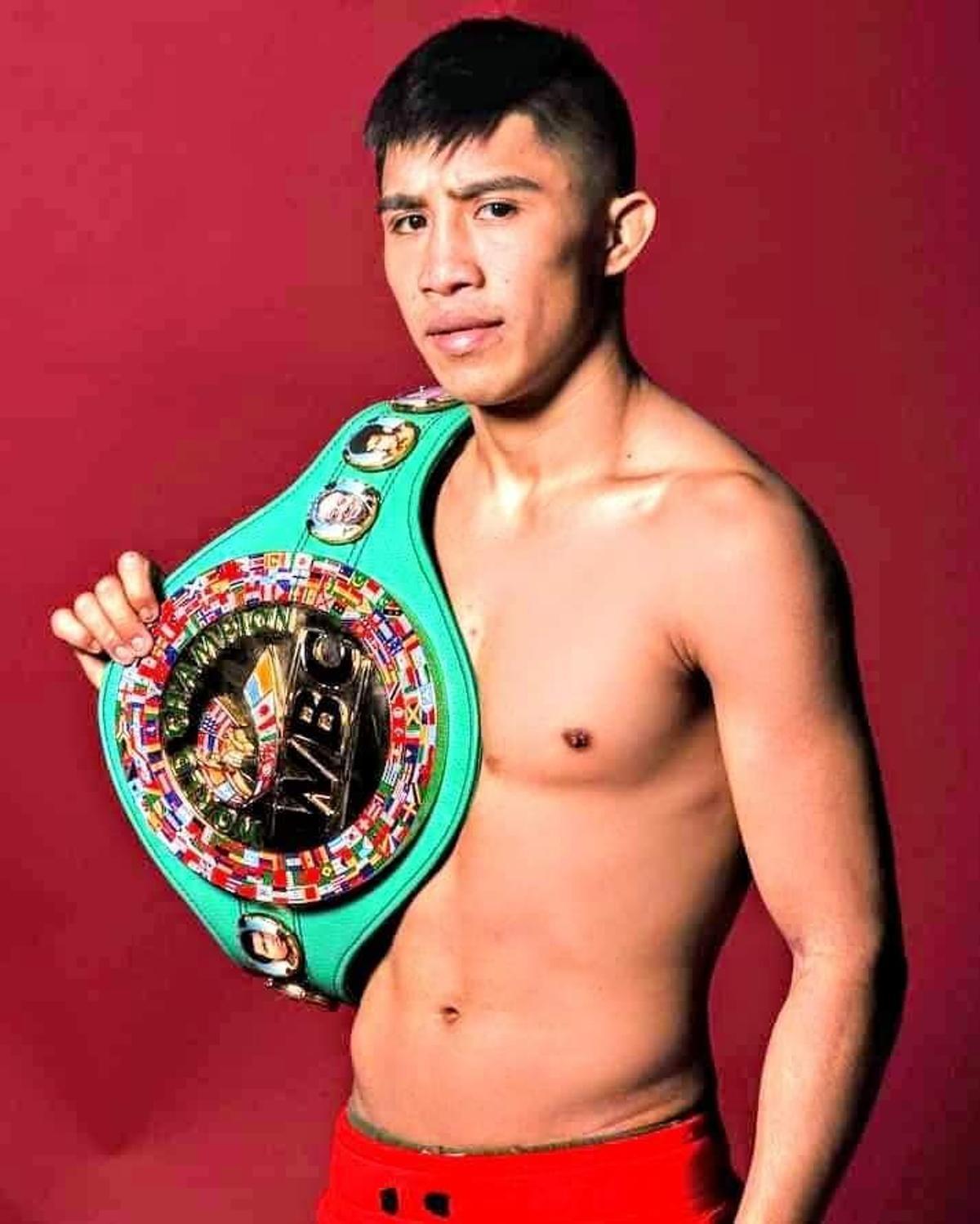 El mexicano "Rey" Martínez retiene el título de mosca en un combate sin ...