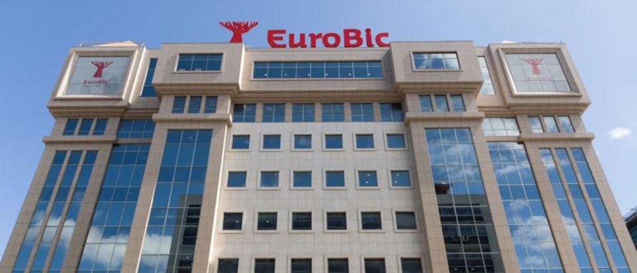 Portugal confía en la venta “exitosa” de EuroBic y Abanca avisa de la ...