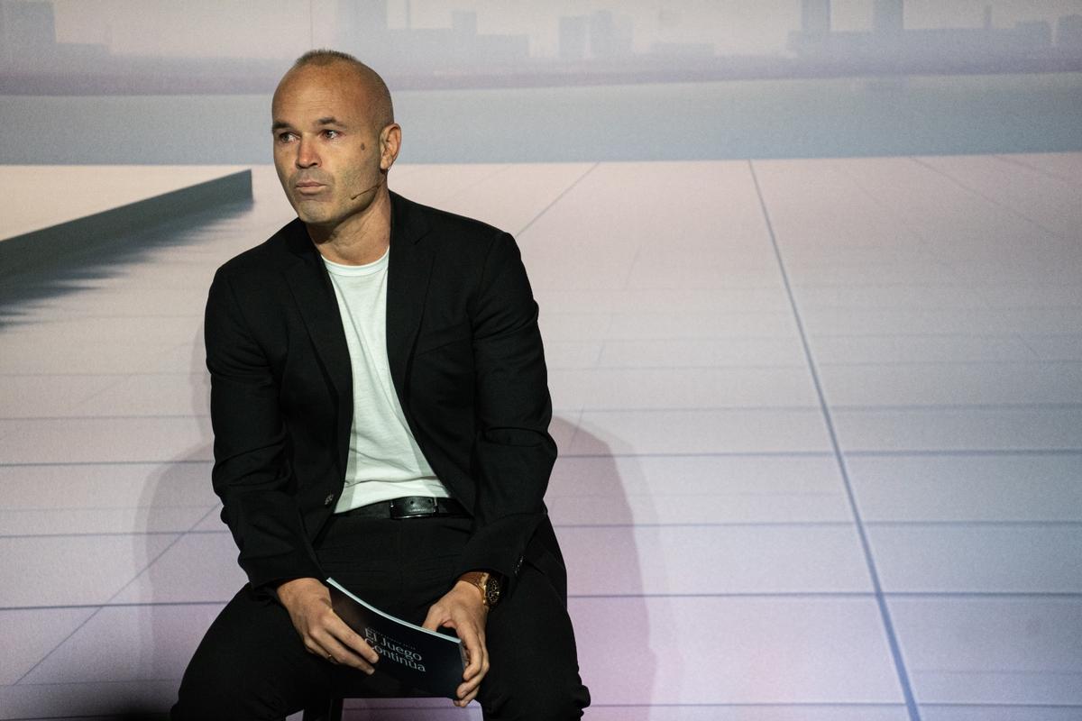 Andrés Iniesta se despide del fútbol en Barcelona | FOTOS