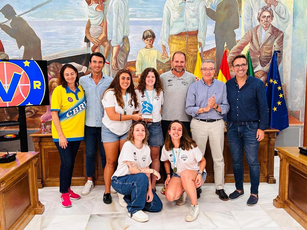 Rincón de la Victoria homenajea al Basket 4 Life-CBRV por sus éxitos ...