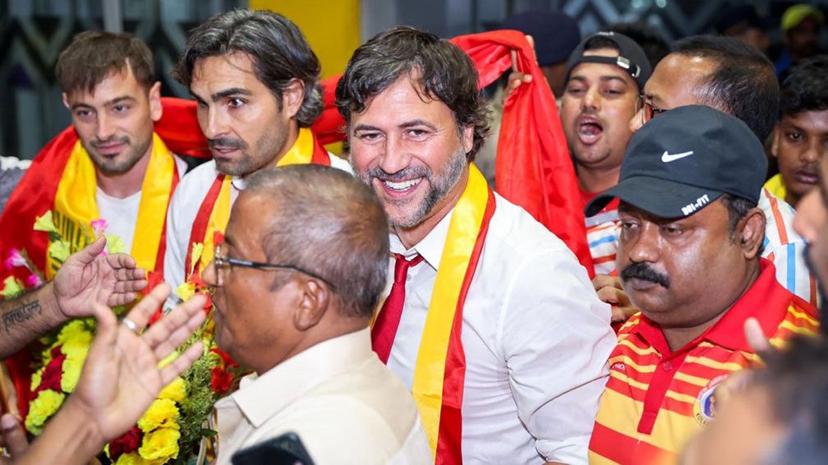 FC Barcelona | ¡La apoteósica llegada de un ex del Barça a Calcuta!