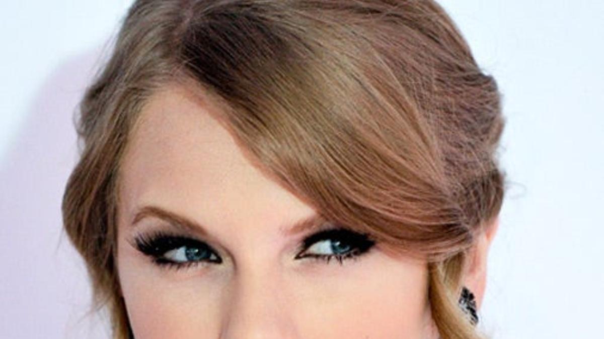 El look vintage de Taylor Swift - Stilo