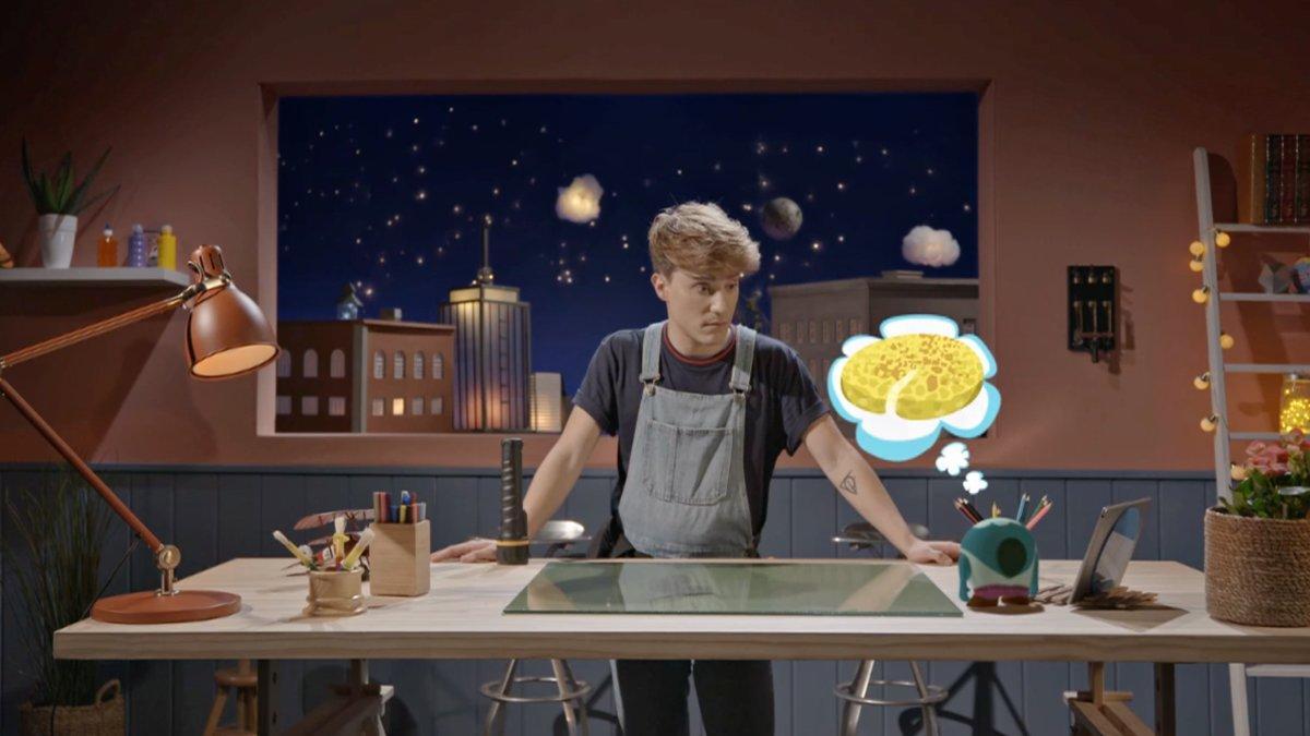 Carlos Marco se estrena como presentador de 'Mr Plinton', un nuevo ...