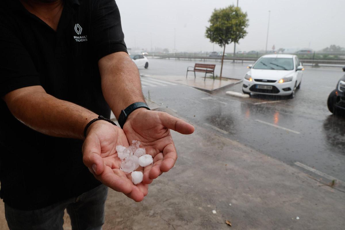 tiempo en Valencia: Dos meses de espera en el taller por el granizo de ...