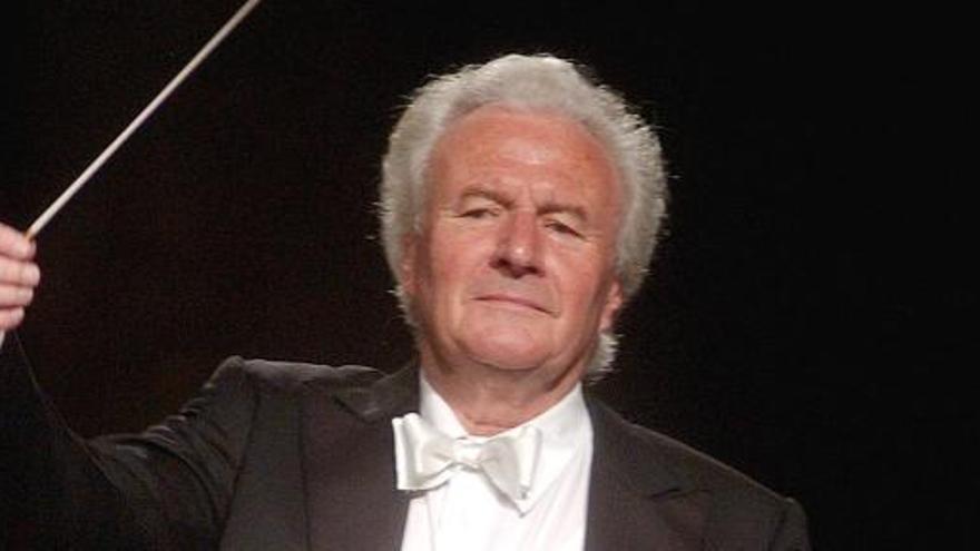 Muere Colin Davis, "coloso" británico de la música clásica