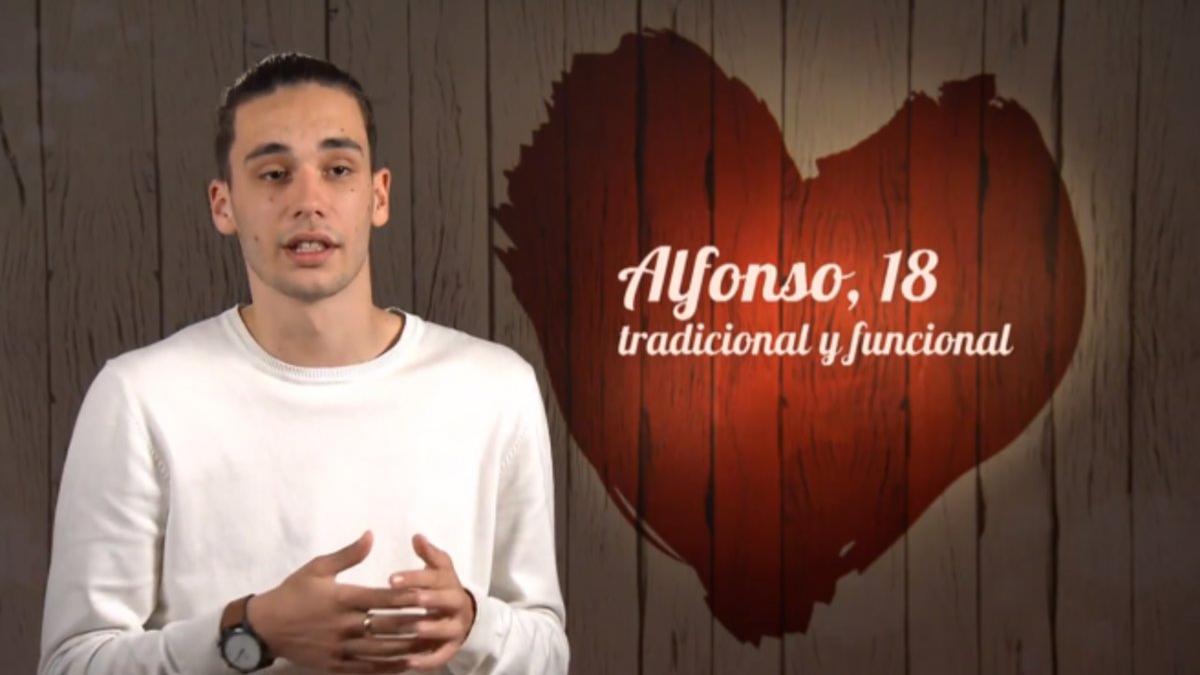 El patriotismo de Alfonso en 'First dates': se emociona con la bandera