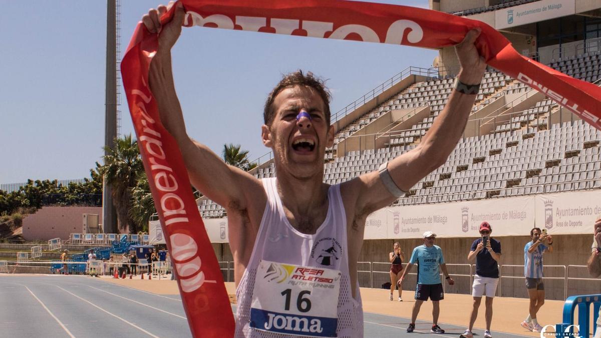 ATLETISMO EXTREMADURA: Carlos Gazapo, 100 por 100 ultrafondista... y ...