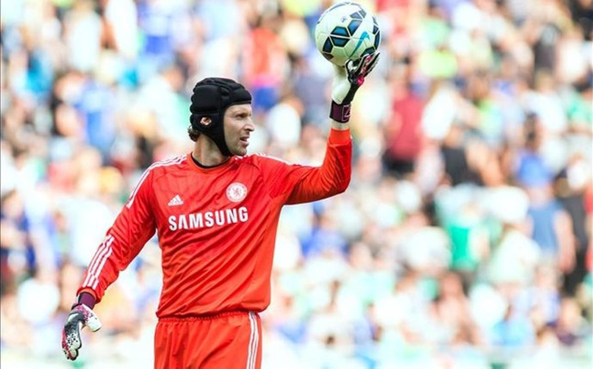 Cech se ofrece al Real Madrid