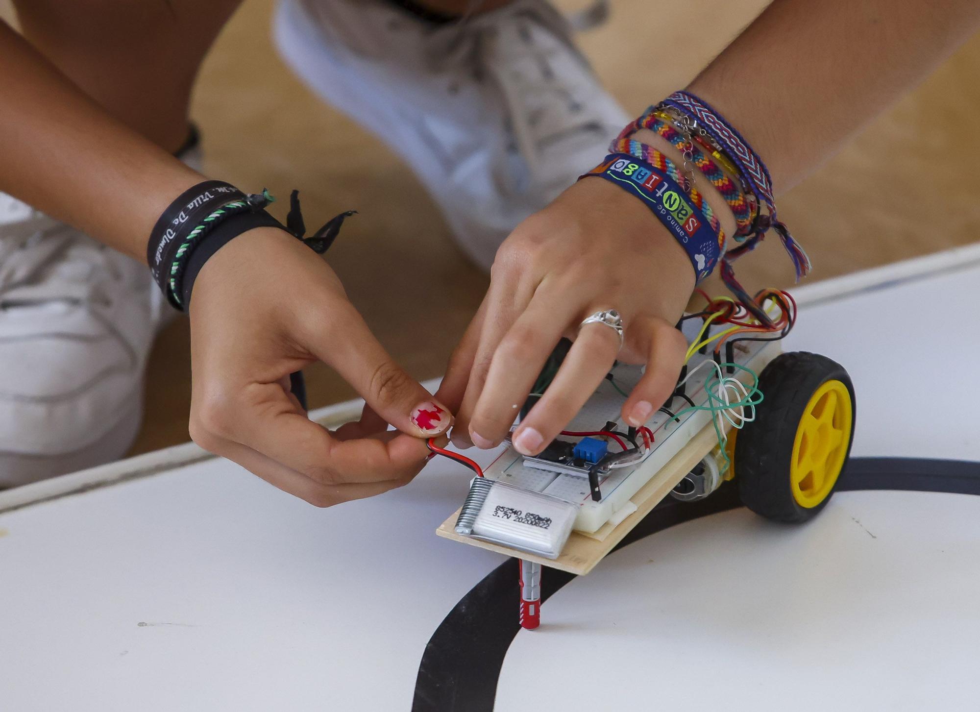 Proyectos tecnológicos de alumnos del Ies Cavanilles