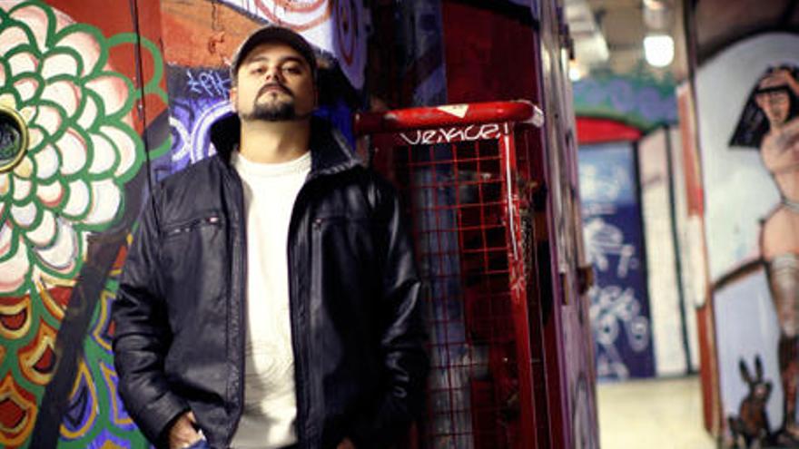 Nach: "Escucho a mi corazón"