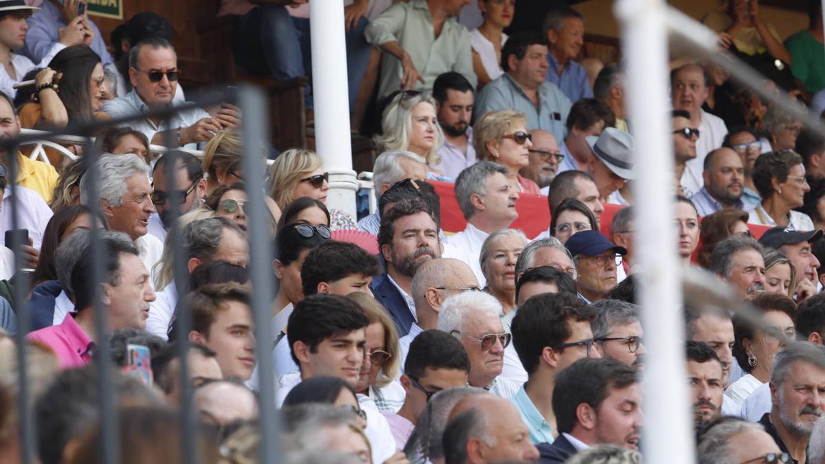 REAPARECE ESPINOSA DE LOS MONTEROS | Espinosa de los Monteros reaparece ...