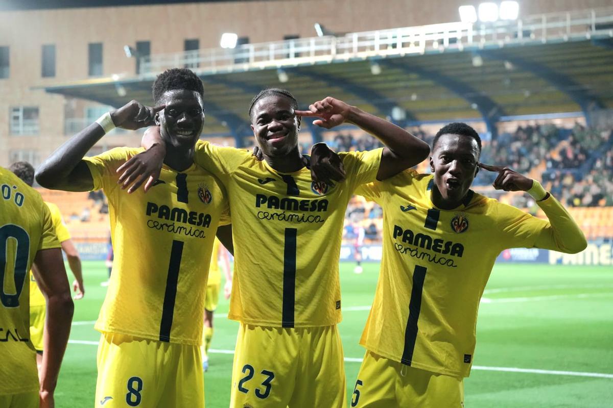 La crónica | El Villarreal B gana al Eldense, prolonga su racha y ...