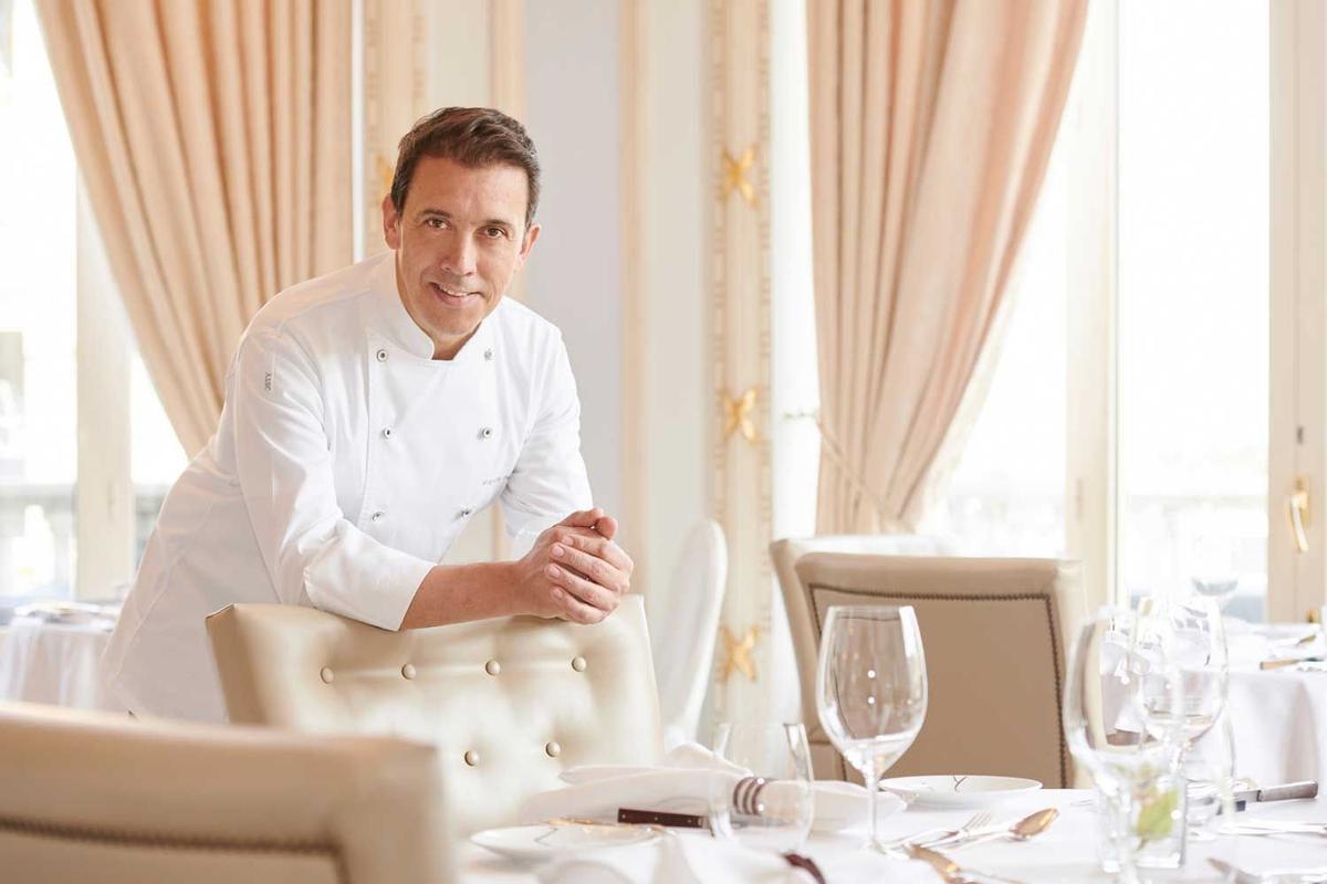 El María Cristina ficha a Francis Paniego - Viajar