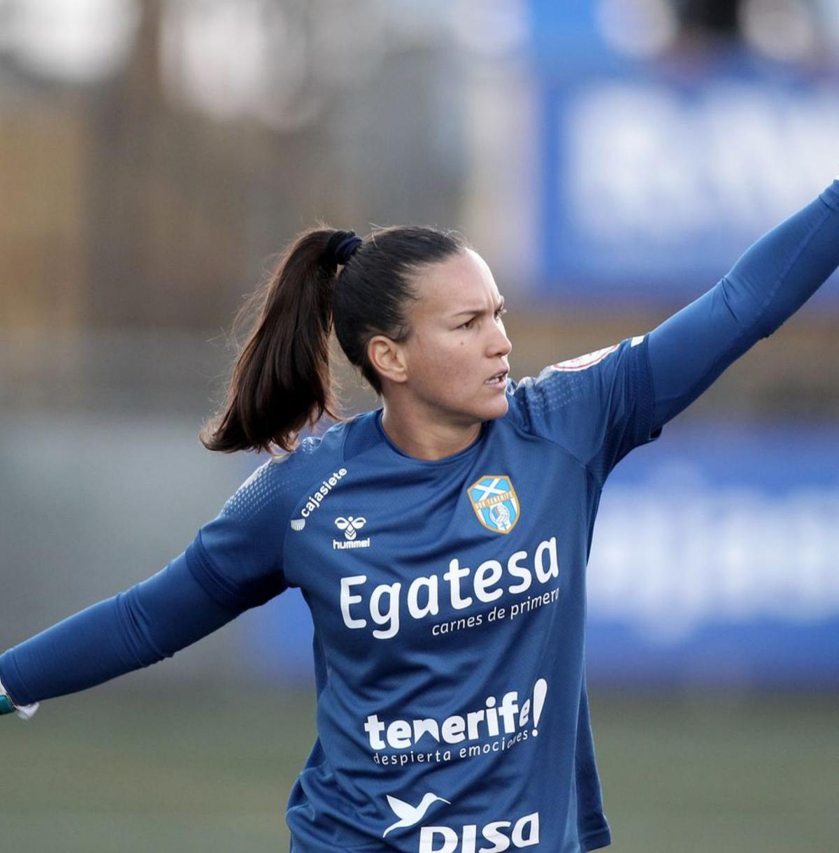 La portera brasileña Aline Reis vuelve a la UD Granadilla