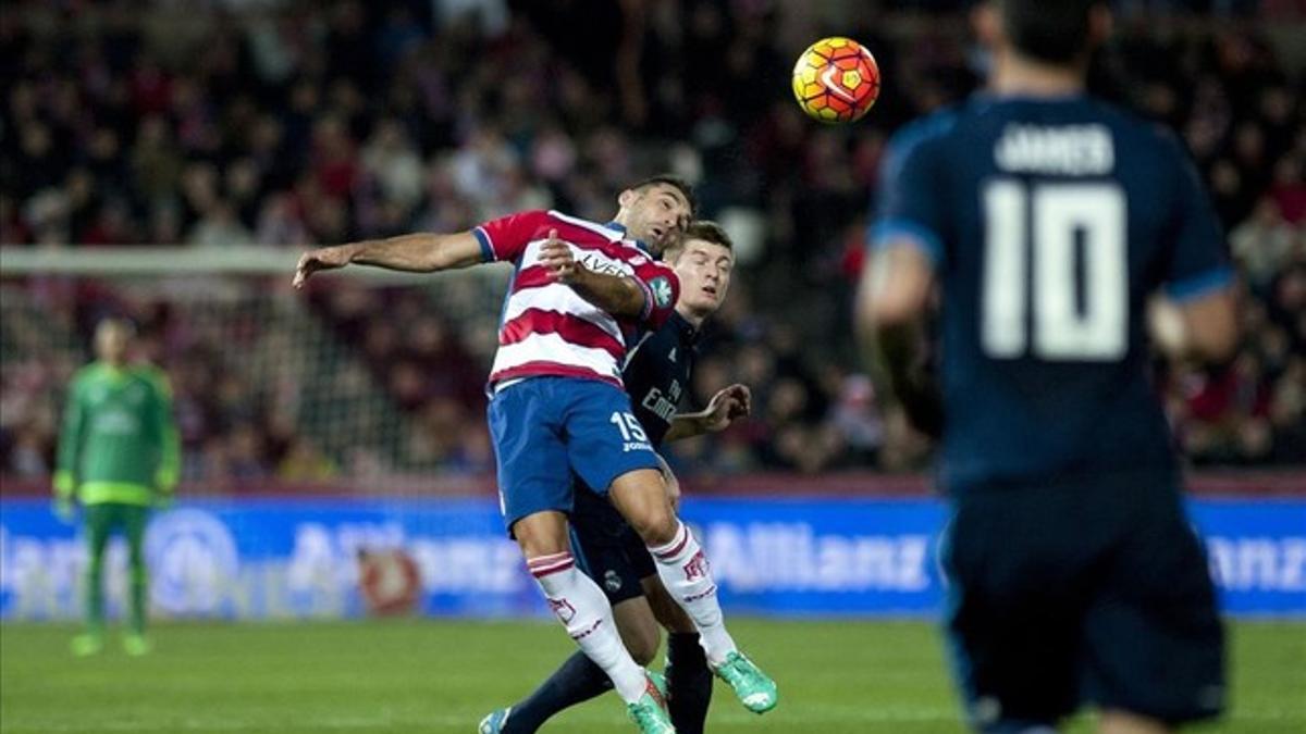 Barral: "Me bajaré a darme una vuelta y ver a niñas con tetas fuera"