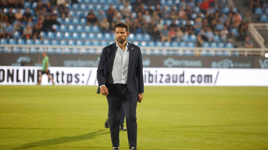 La UD Ibiza fulmina a Javier Baraja tras una nueva derrota - Diario de ...