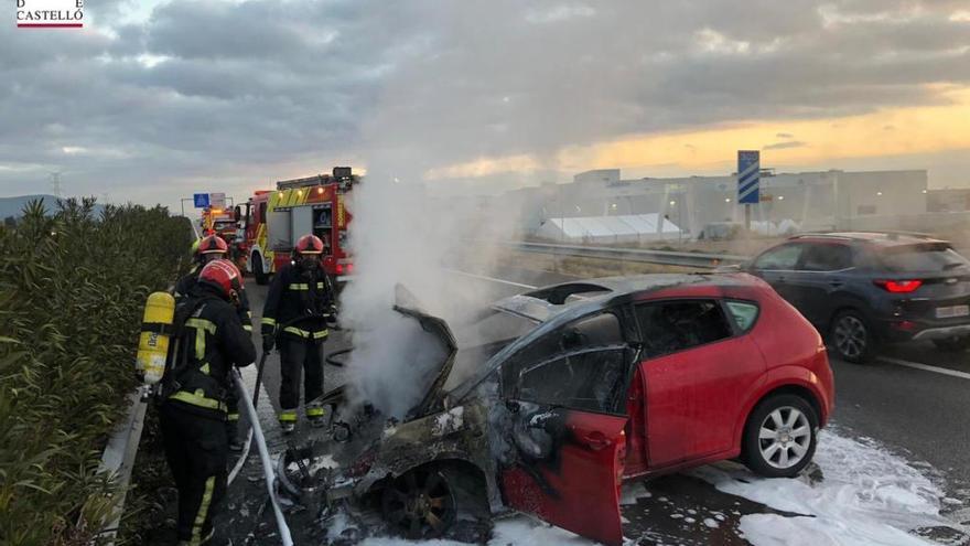 Un accidente múltiple en la A-7 provoca retenciones de 7 kilómetros