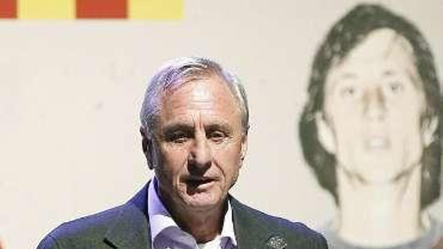 Johan Cruyff y Zinedine Zidane discrepan sobre el Balón de Oro