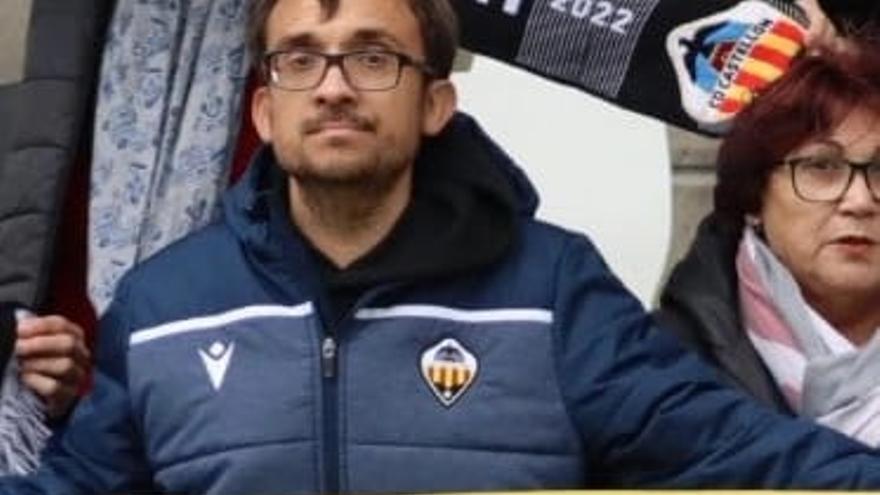CD Castellón | Manuel Chacón, el hincha más fiel - El Periódico ...