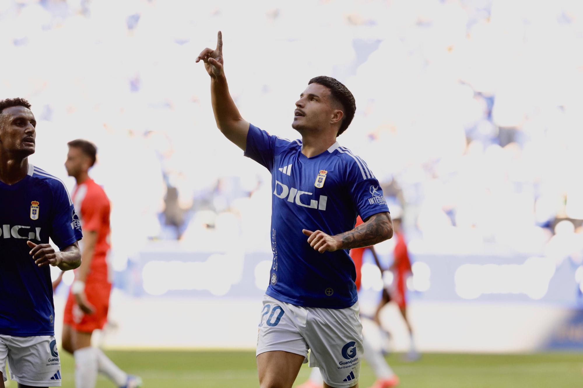 EN IMÁGENES: Así ha sido la victoria del Oviedo ante el Almería (3-2)