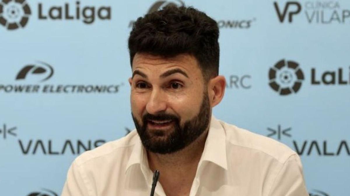 Fernández Romo, entrenador de la UD Ibiza: «Quiero un equipo que sea ...