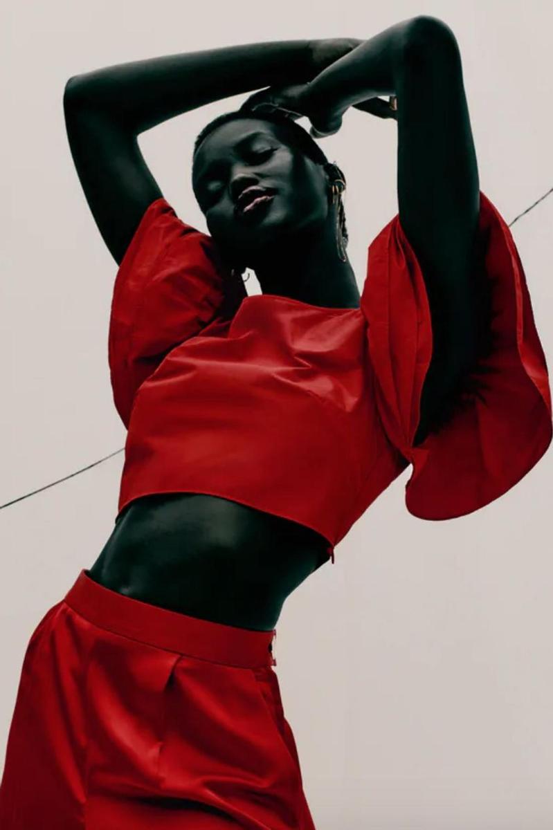 Todo al rojo en lo nuevo de Zara - Woman