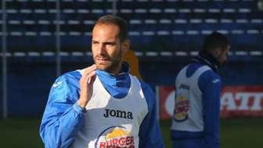 Jairo Álvarez podría entrar en la lista ante el Sporting B