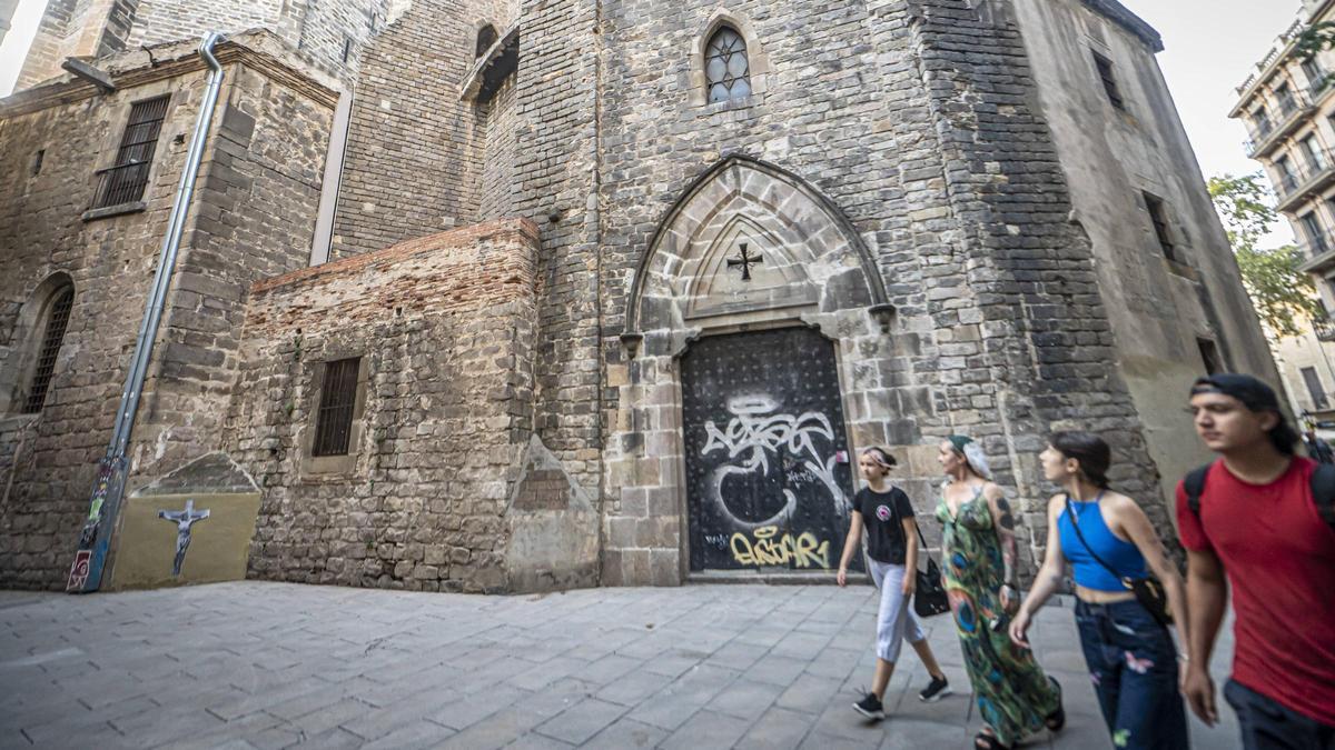 Aparece un enigmático mural con un Cristo desfigurado en la basílica ...