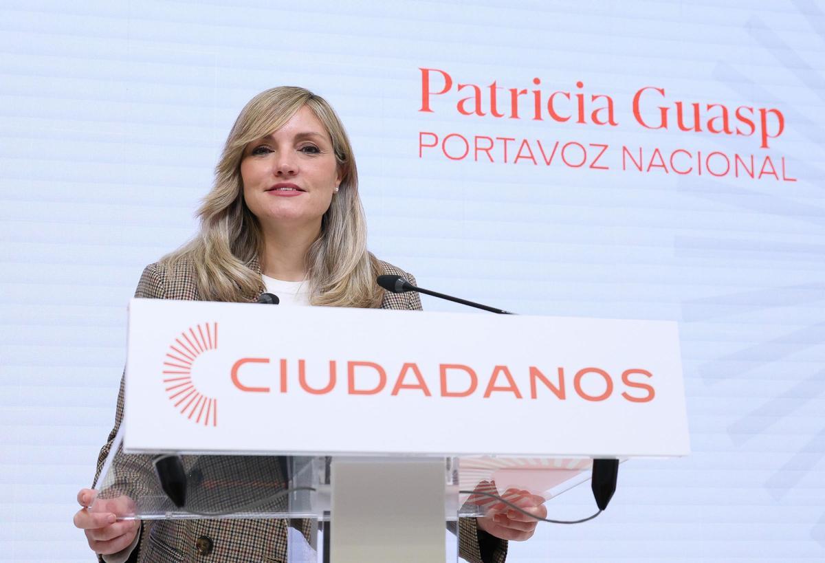 Guasp compara a Sánchez y Feijóo con Pimpinela por "echarse la culpa"
