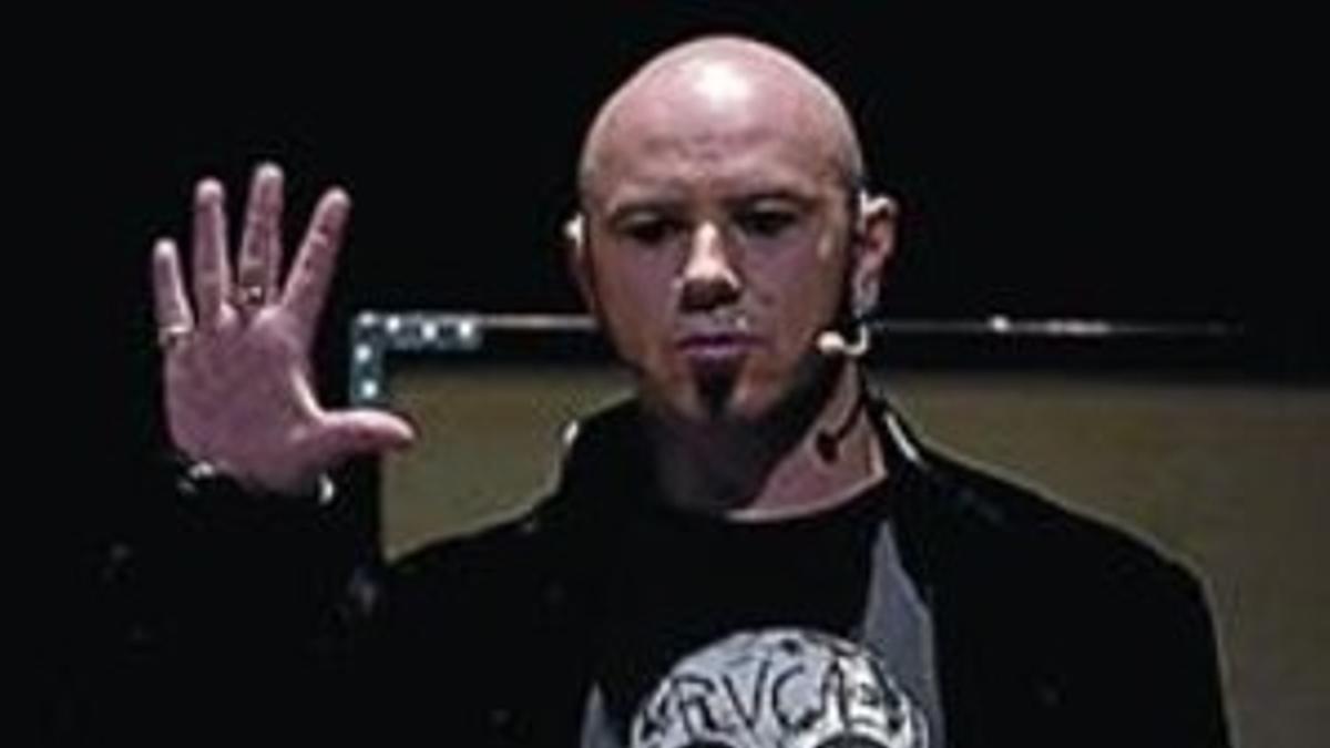 El mentalista Luis Pardo exhibe sus 'poderes' en el Club Capitol