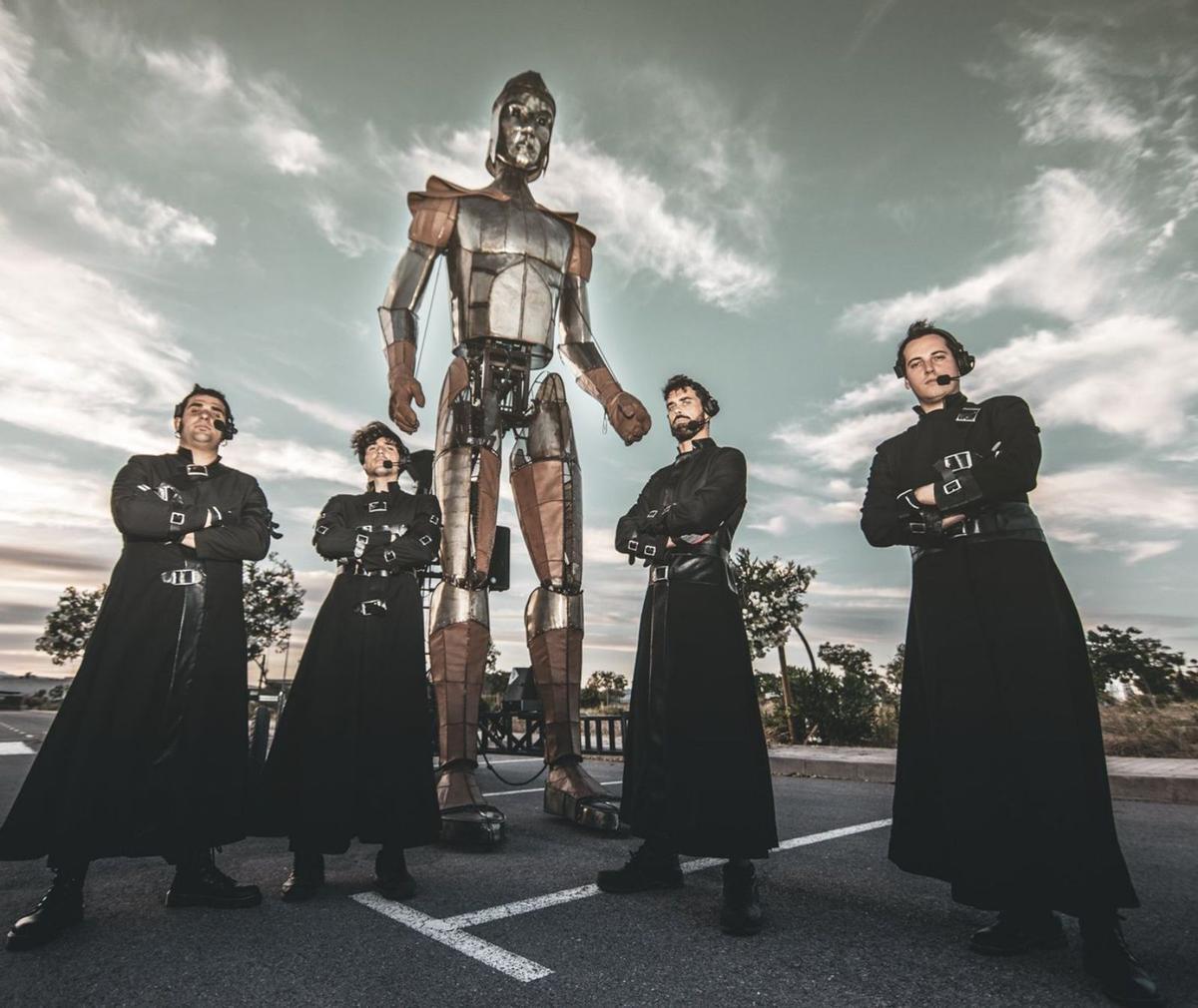 El circo, la danza y el teatro callejero toman Villena - Información