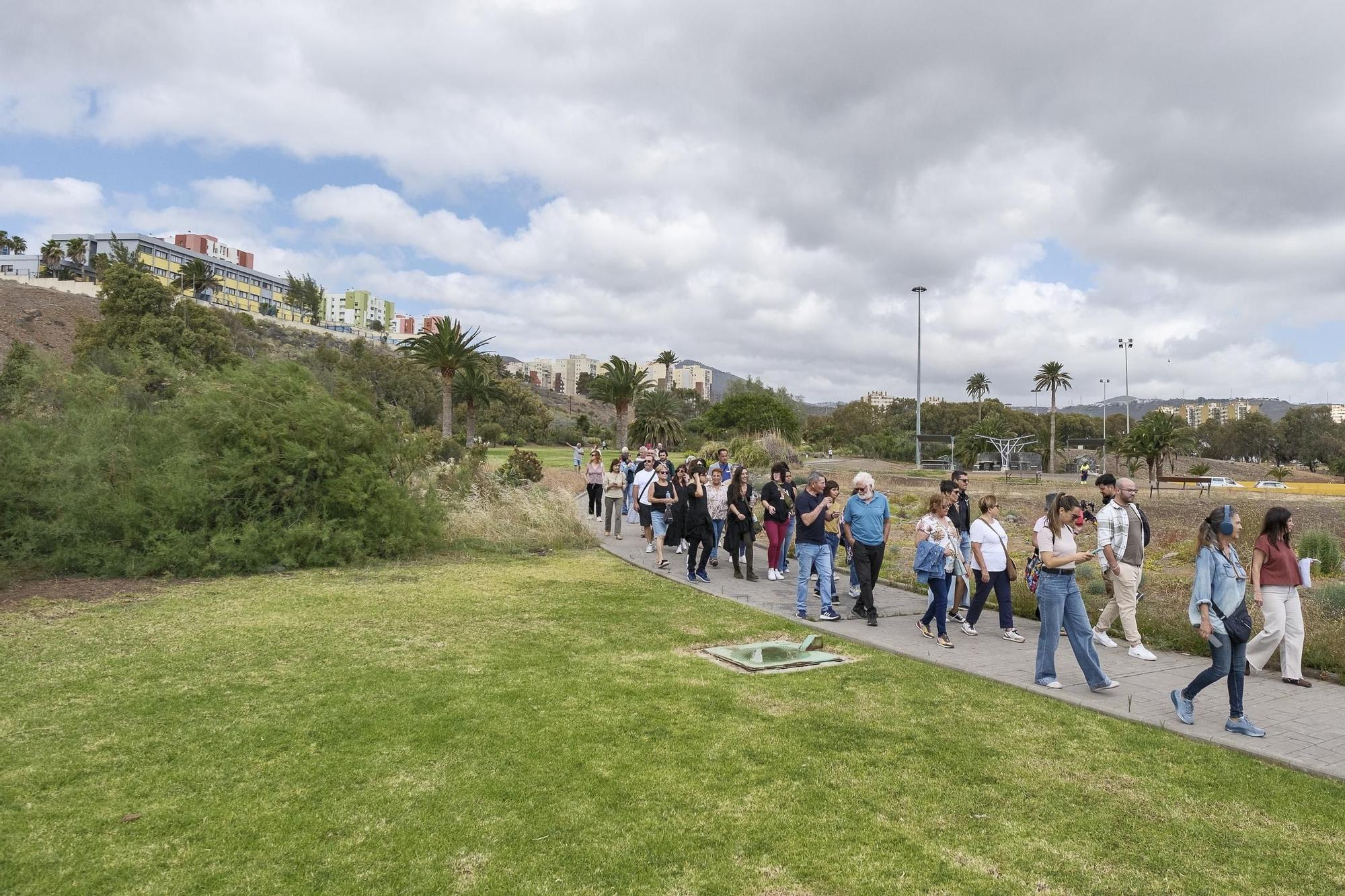 ARTE DRAMÁTICO | Jinámar al oído: el barrio que se escucha, se recorre ...