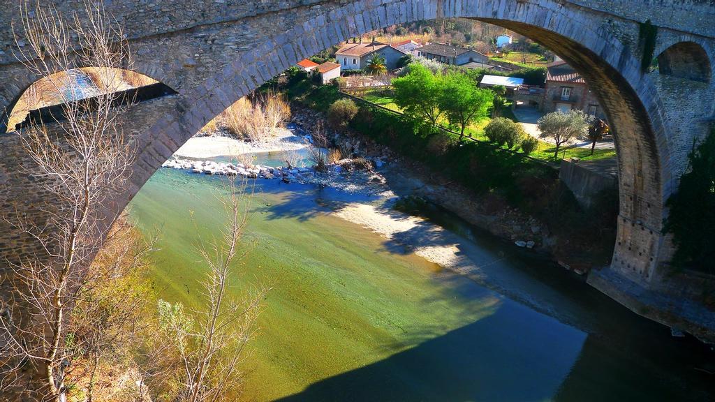 ¡Francia también tiene su Jerte! Descubre Céret, la capital de la ...