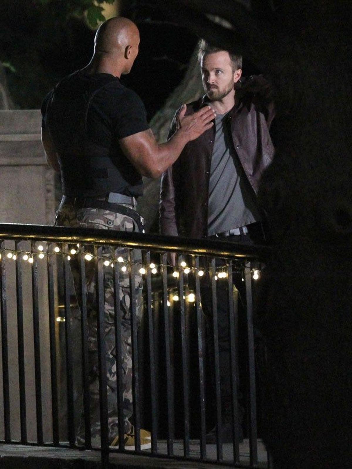 Dwayne 'The Rock' Johnson y Aaron Paul ruedan juntos en Boston - Cuore