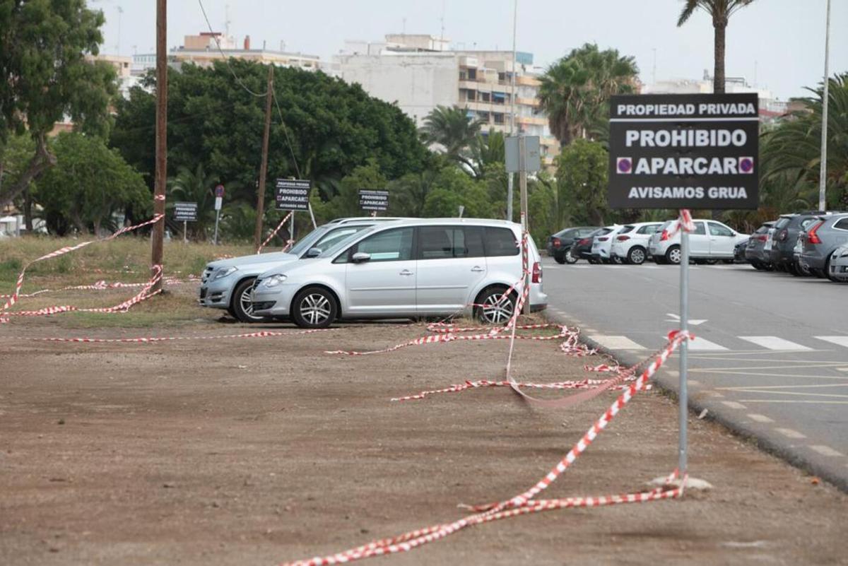Las señales de 'prohibido aparcar' en Menera duran menos de cuatro días