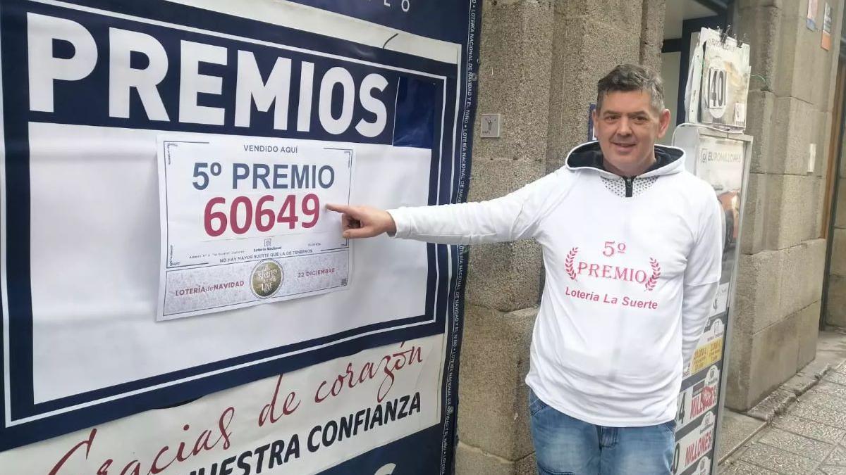 Tante goyang telanjang