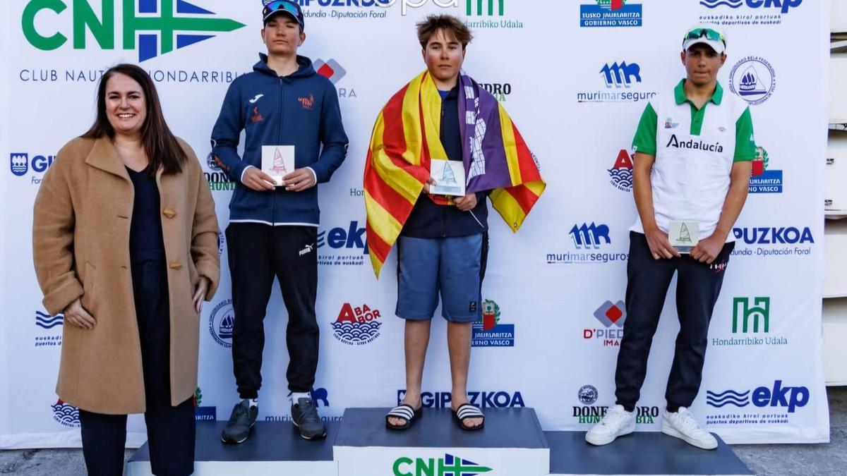 Vela | El mallorquín Nikko Palou gana el Campeonato de España de ILCA 4 en categoría Sub16