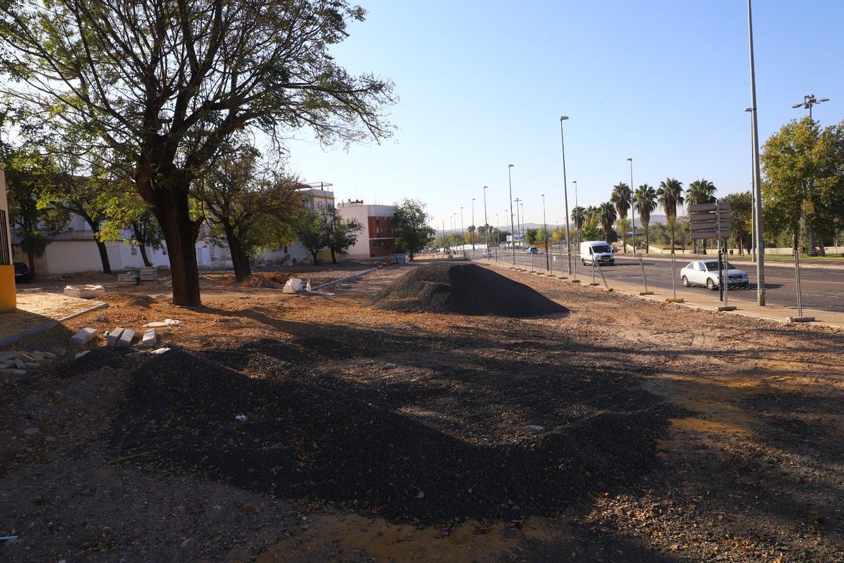 Urbanismo tendrá que volver a adjudicar la obra del aparcamiento de tierra junto al centro ...