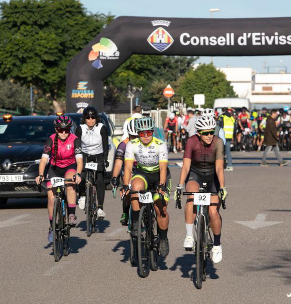 David Leggett y Laura Ríos repiten triunfo en la Cursa de s’Indiot