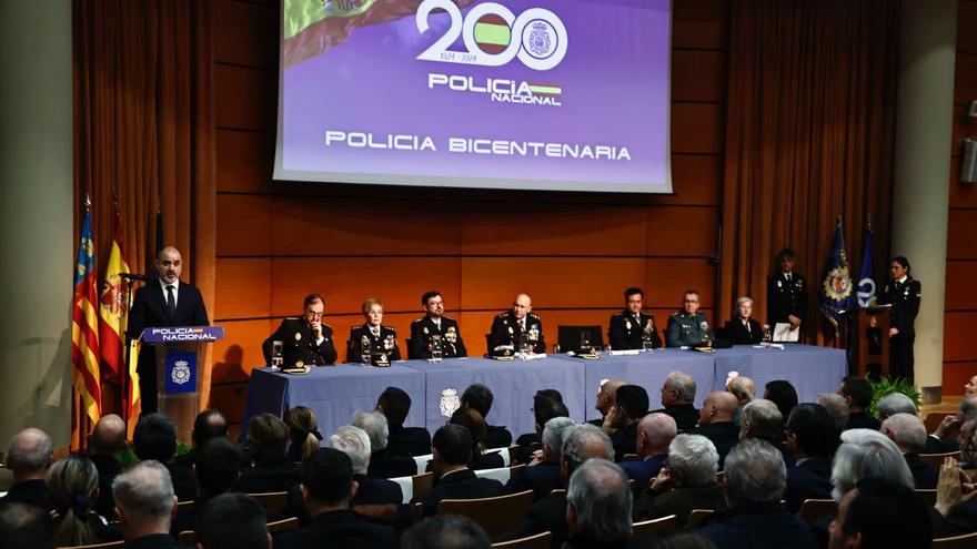 Acto por el bicentenario de la Policía Nacional