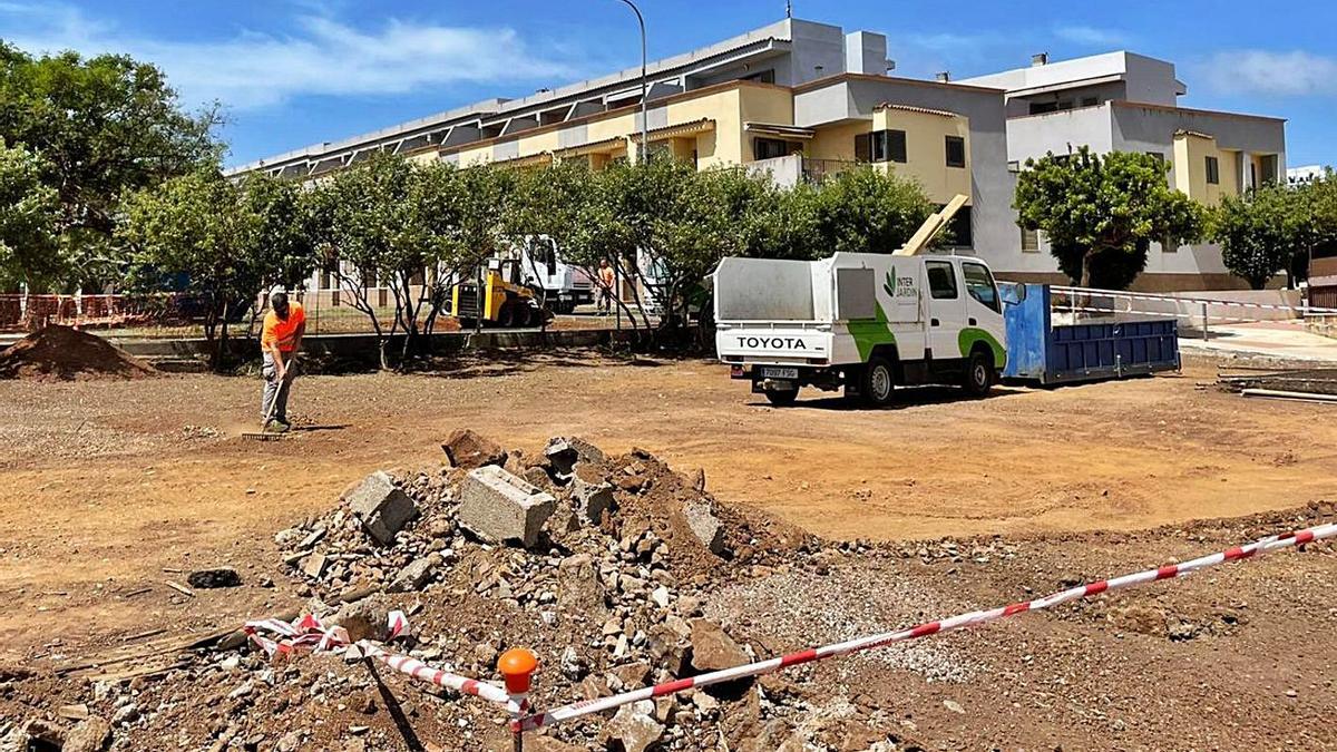 Finca España y El Gramal tendrán en breve parques para los perros ...