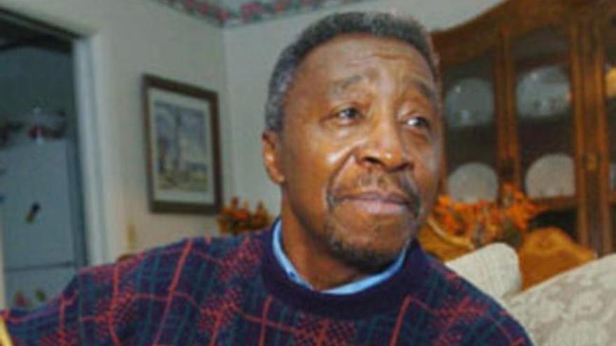 Fallece Jimmy Ellis, la voz de "Fiebre del Sábado Noche"