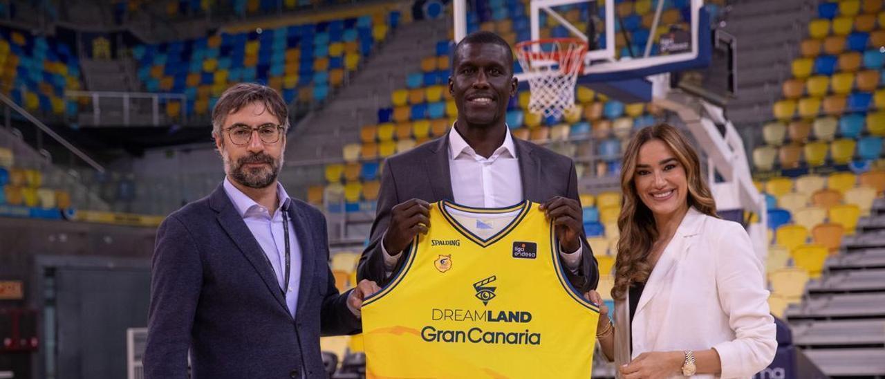 CB GRAN CANARIA DREAMLAND STUDIOS: La alianza entre Dreamland Studios y el Granca, primer paso ...