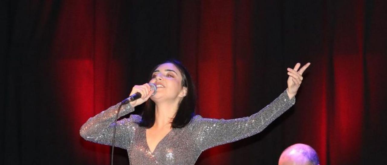 Mara Pedro: «La nostalgia es la esencia del fado, pero yo intento ...